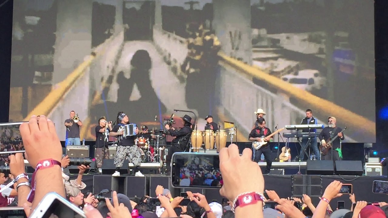 El Gran Silencio Vive Latino 2020 el chuntaro style - YouTube