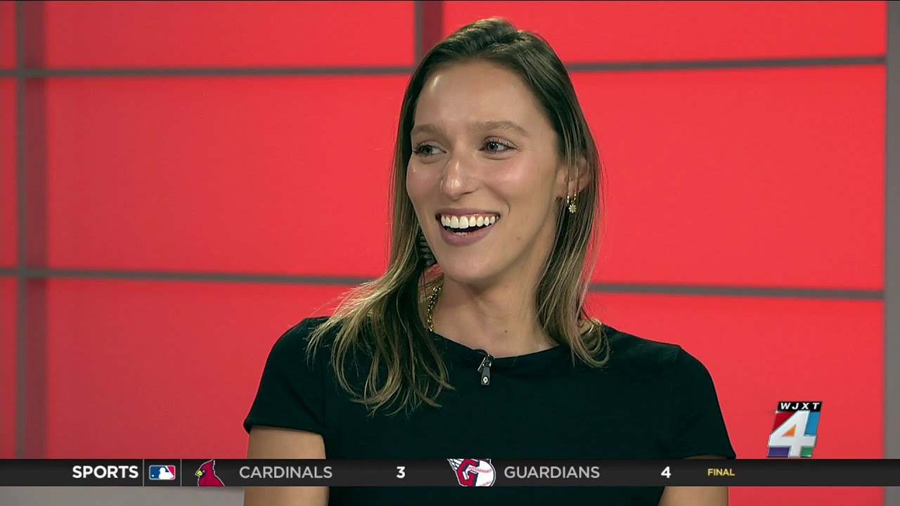 Welcome Alessandra to Duuuval - YouTube