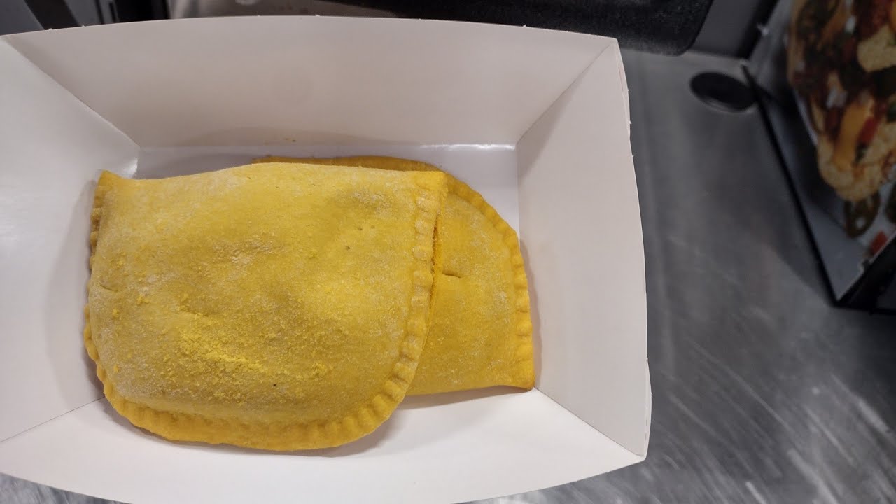 Spicy Beef Patties by 7 Eleven ( 7Select ) Food / Drink Review - YouTube