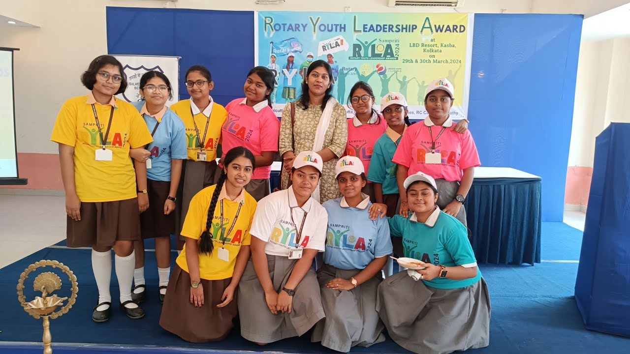 Rotary Club এর RYLA নামক অনুষ্ঠানে একাদশ শ্রেণীর ছাত্রী Snigdha Barua র ...