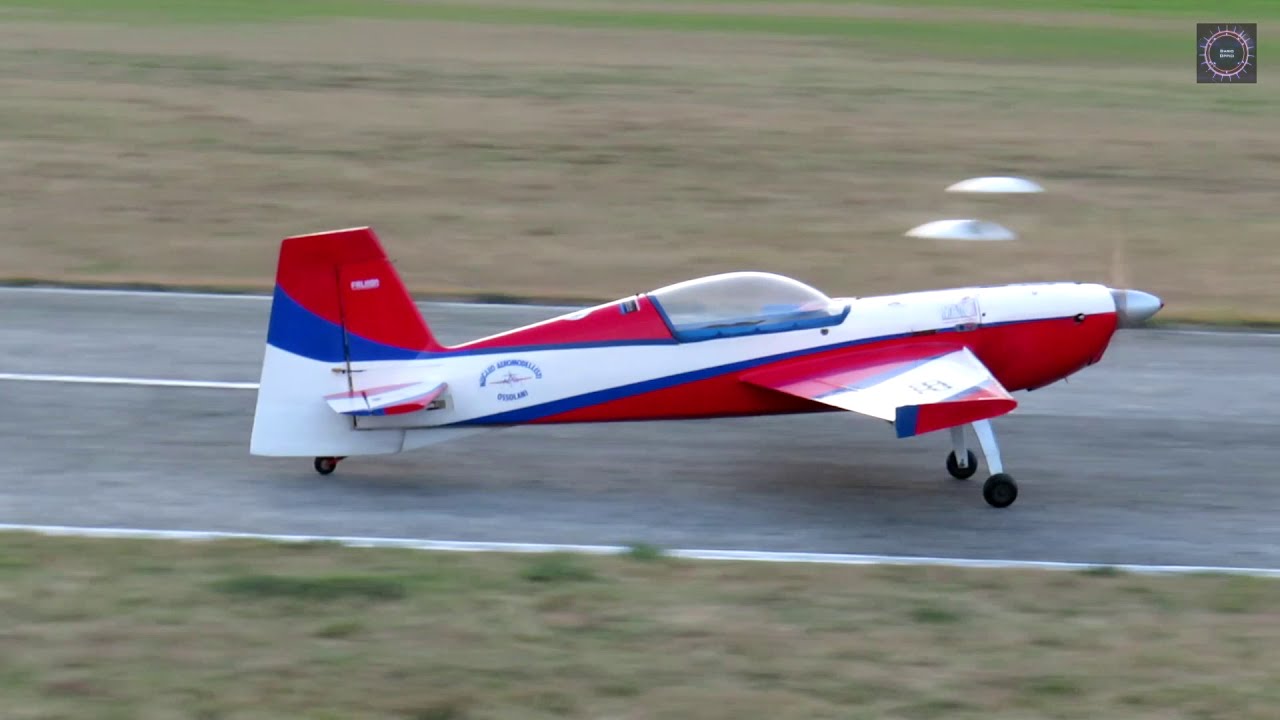 RC EXTRA 300 BADASS SOUND - YouTube