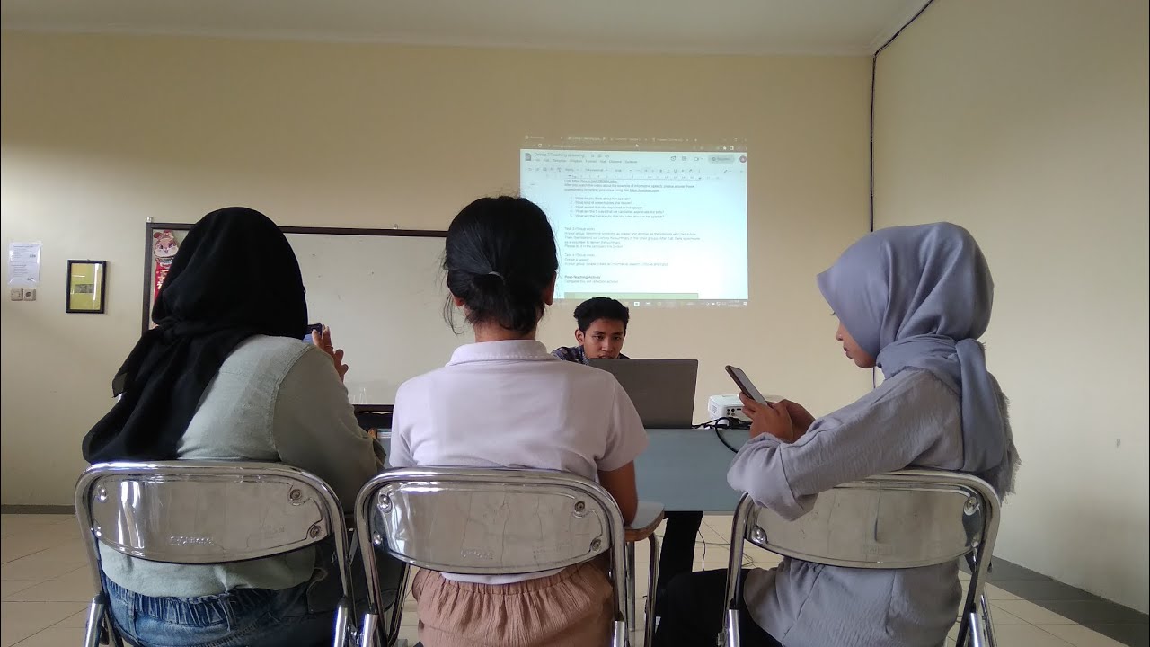Teaching Speaking Group 7 ELT Method 22D - YouTube