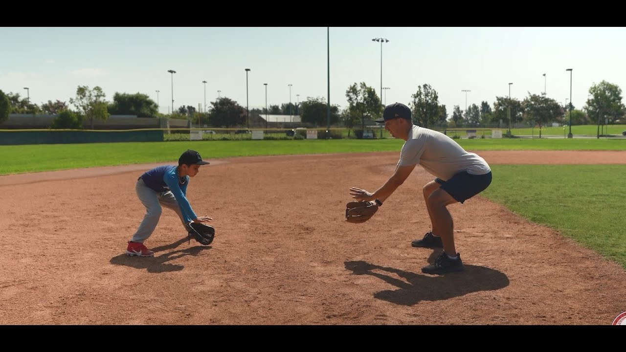 Fielding & Throwing #6 - Fielding Triangle/Alligator - YouTube