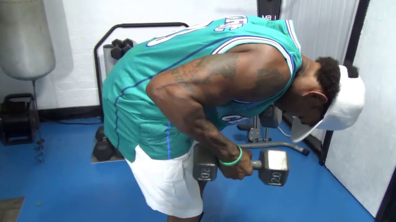 TRICEP EXERCISE (BACK ARMS) - YouTube