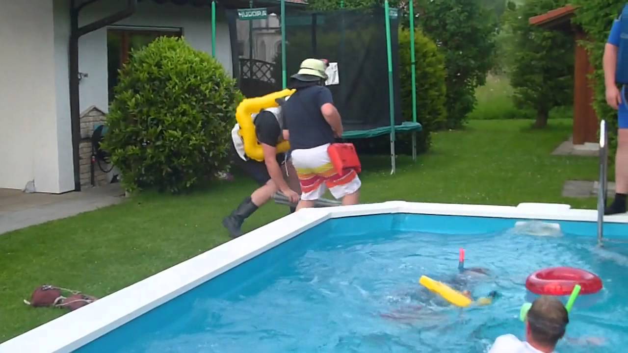 Cold Water Challenge 2014 - FFW Mössingen Abt. Talheim - YouTube
