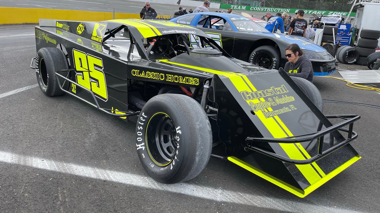 Five Flags Speedway| Modifieds Of Mayhem 75| 12/2/22| Derrick Griffin ...