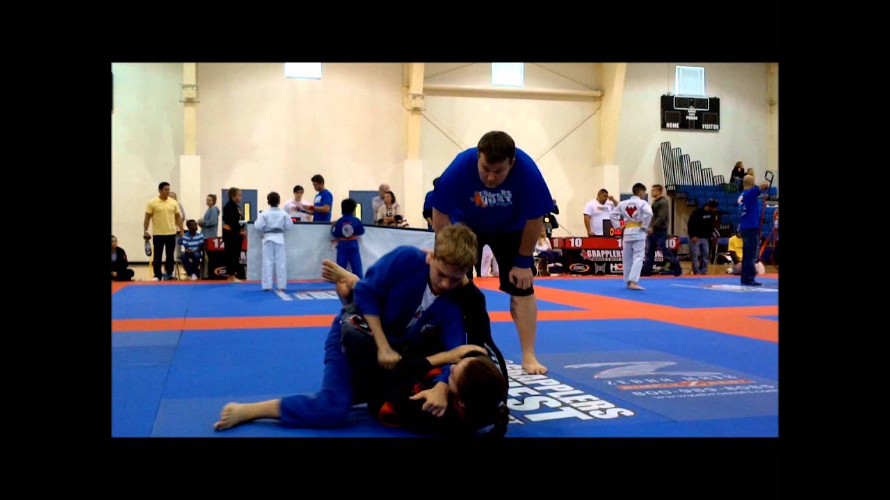 Grappler's Quest Boy's Gi Final - YouTube