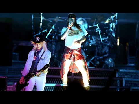 Guns N' Roses - Paradise City Live At Houston 04.09.1992 (Better Audio)