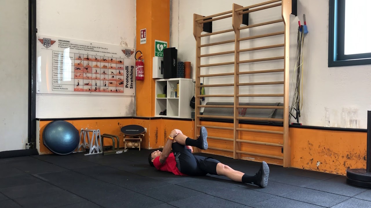 Cool down - Lying hip flexors stretch - YouTube