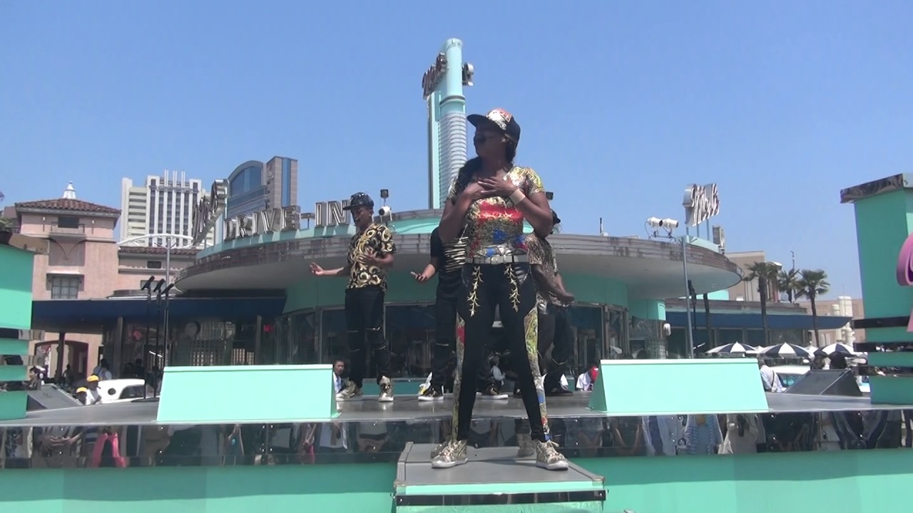 USJ R&B ザ・ボイス （2017年5月26日 2回目） - YouTube