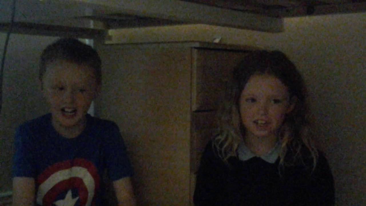 Shanty and lee singing - YouTube