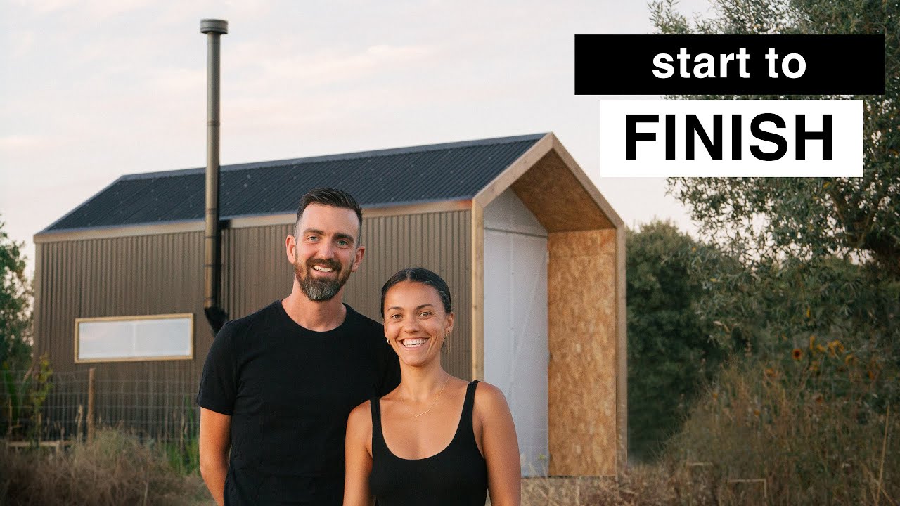 TIMELAPSE Couple Builds MODERN HOUSE in 11 minutes - YouTube