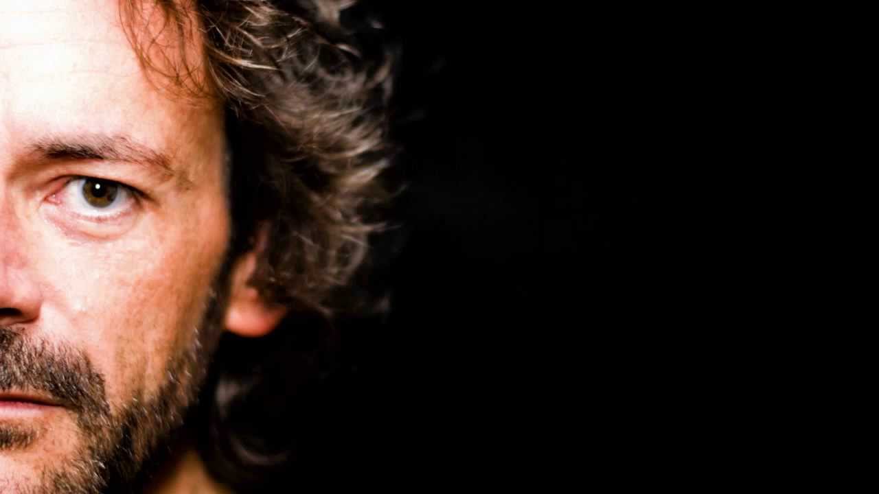 Equilibrista Marco Bezzi -Maxdevil LIFE STYLE- - YouTube