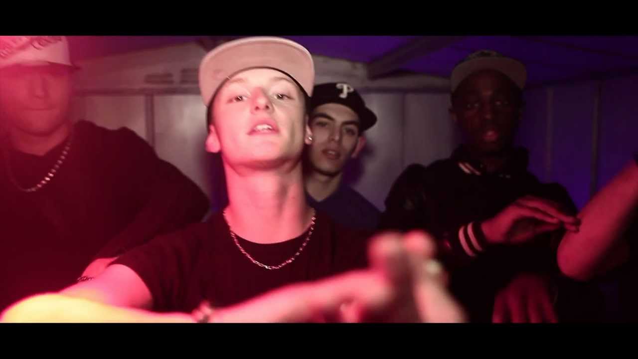 CRANK HOOD - TALY- OSEILLE CLIP OFFICIEL 2012 - YouTube