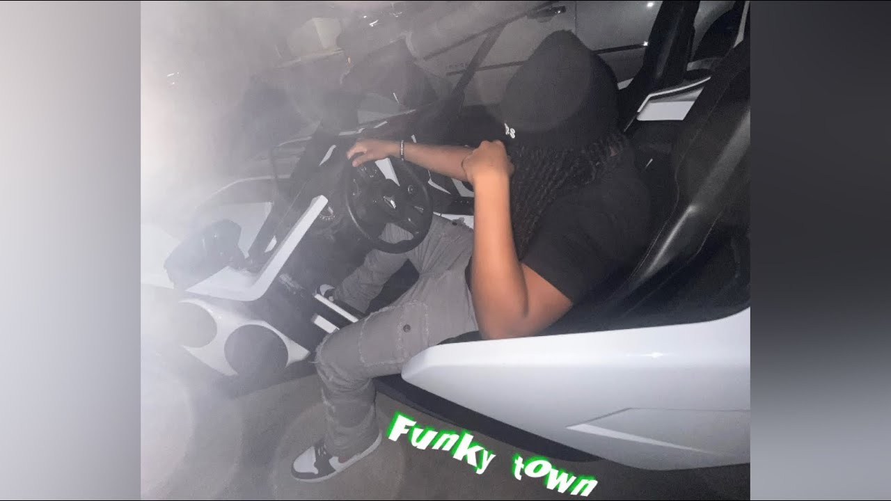 D-Dub - Funky Town (Official Audio) - YouTube
