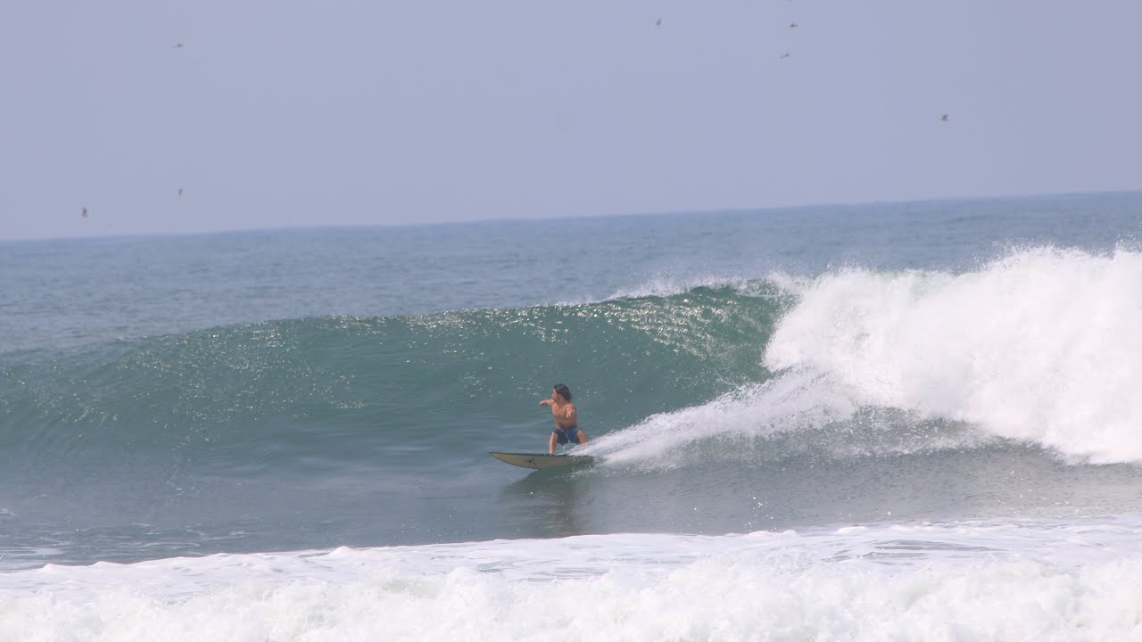 Surfing The Most Consistent Point break in El Salvador - YouTube
