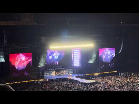 AC/DC “Thunderstruck” Live 9/4/26 Notre Dame Stadium South Bend Indiana 