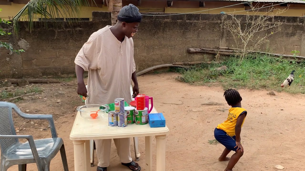 SMALLEST KID WITH A DIFFERENT TWERKING SKILLS. 😜 - YouTube