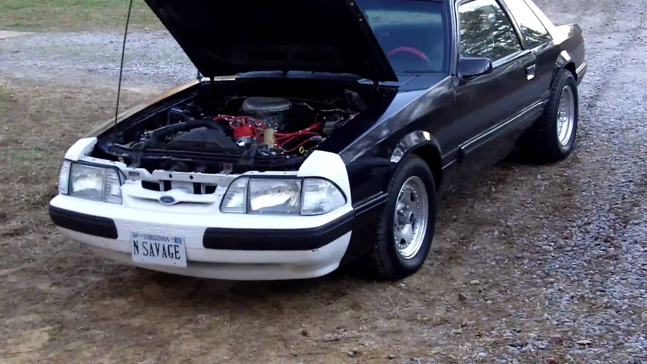 1987 Mustang Notchback idle and rev - YouTube