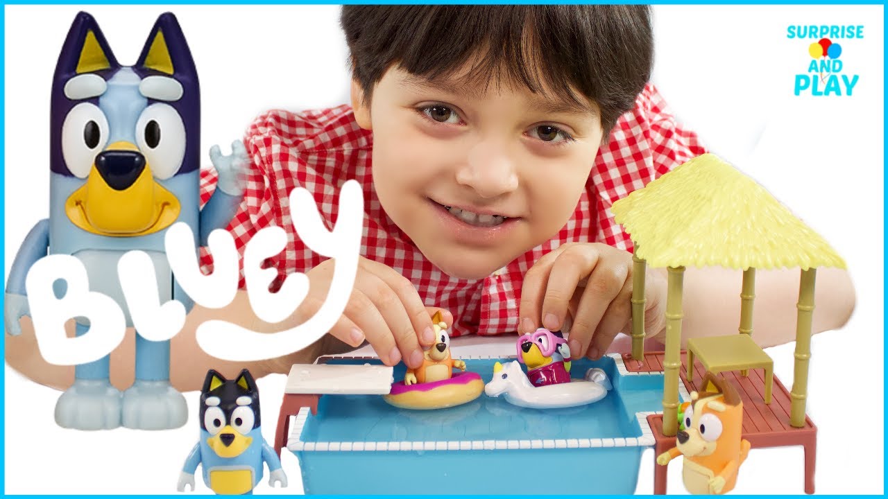 NEW Bluey Pool Playset Unboxing - YouTube