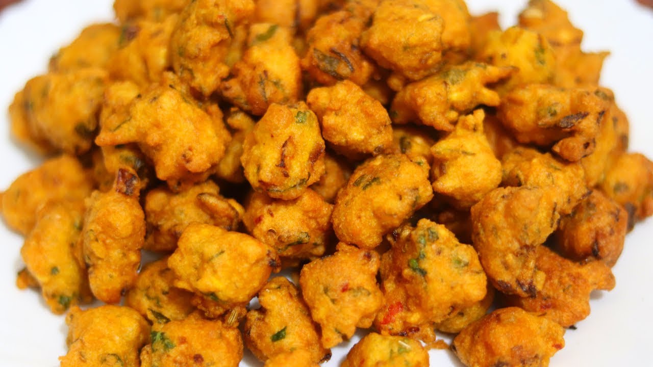 Moong Dal ke Pakode | Moong Dal Pakora | Crispy Moong Dal ke Pakode ...