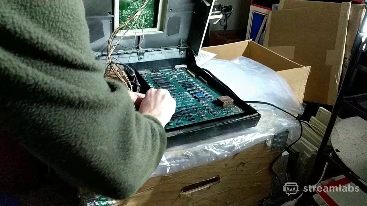 Rusty the Commodore PET Makes His Debut - YouTube