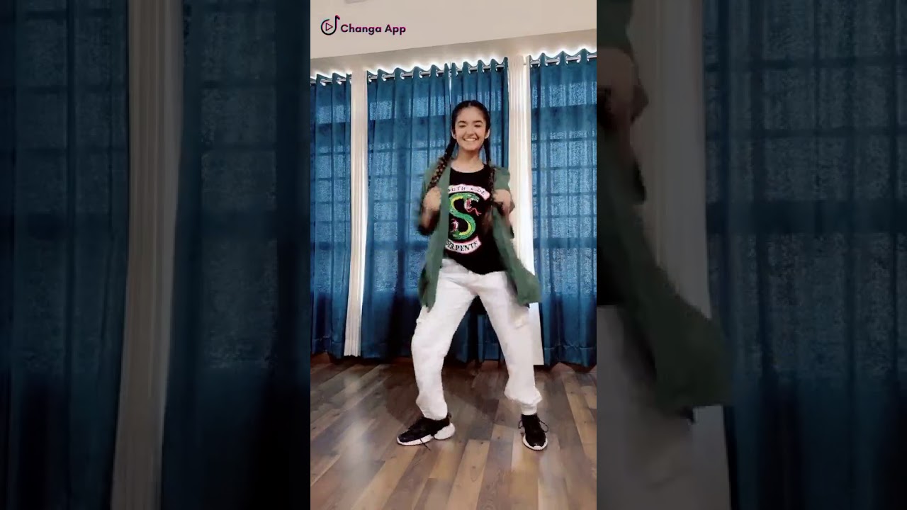anushka sen dance video - YouTube