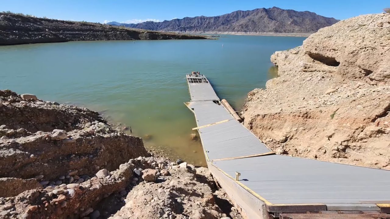 Meadview Arizona To The Mighty Colorado River - YouTube
