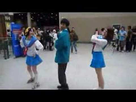 Lucky star dance London expo may 2007 - YouTube