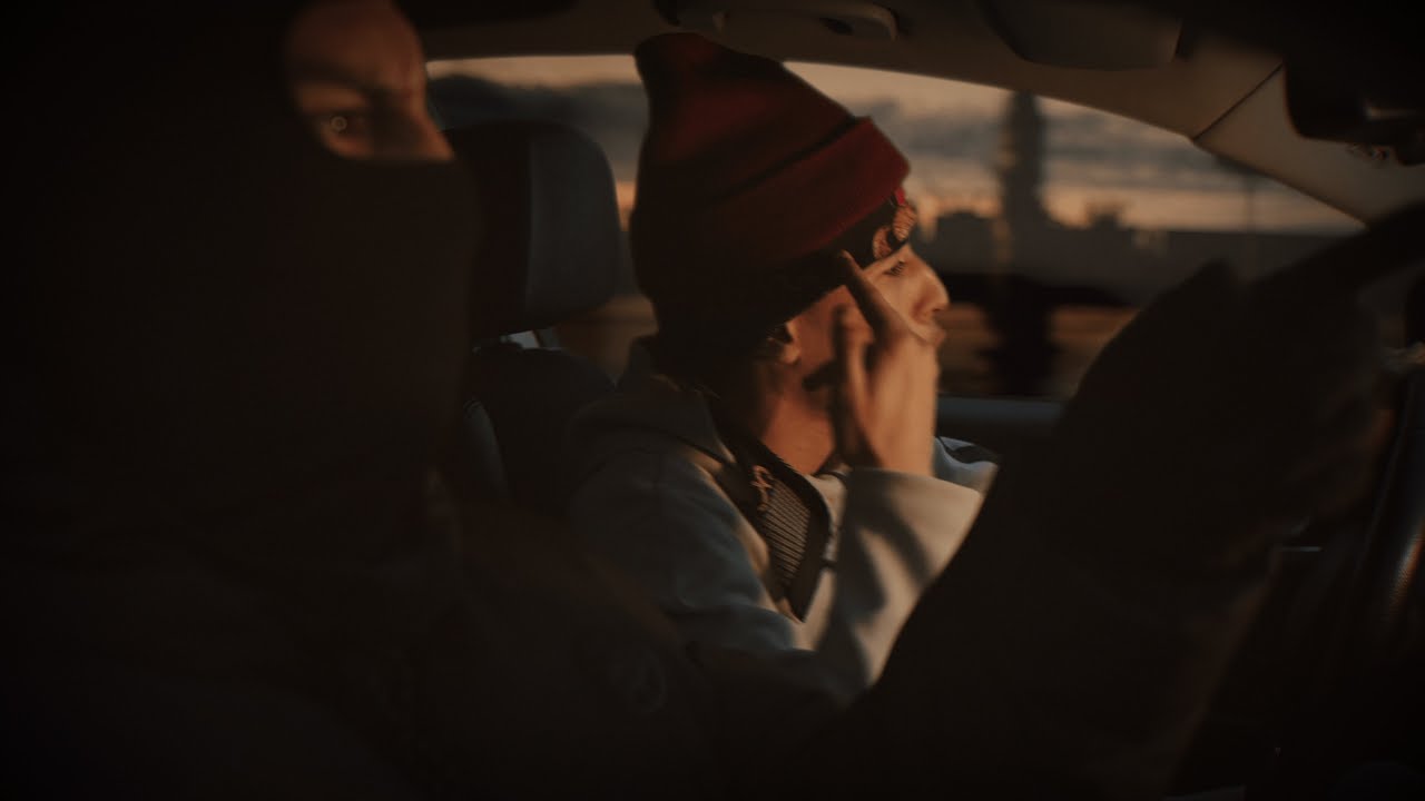X7kira - Papaoutai (official video clip) - YouTube