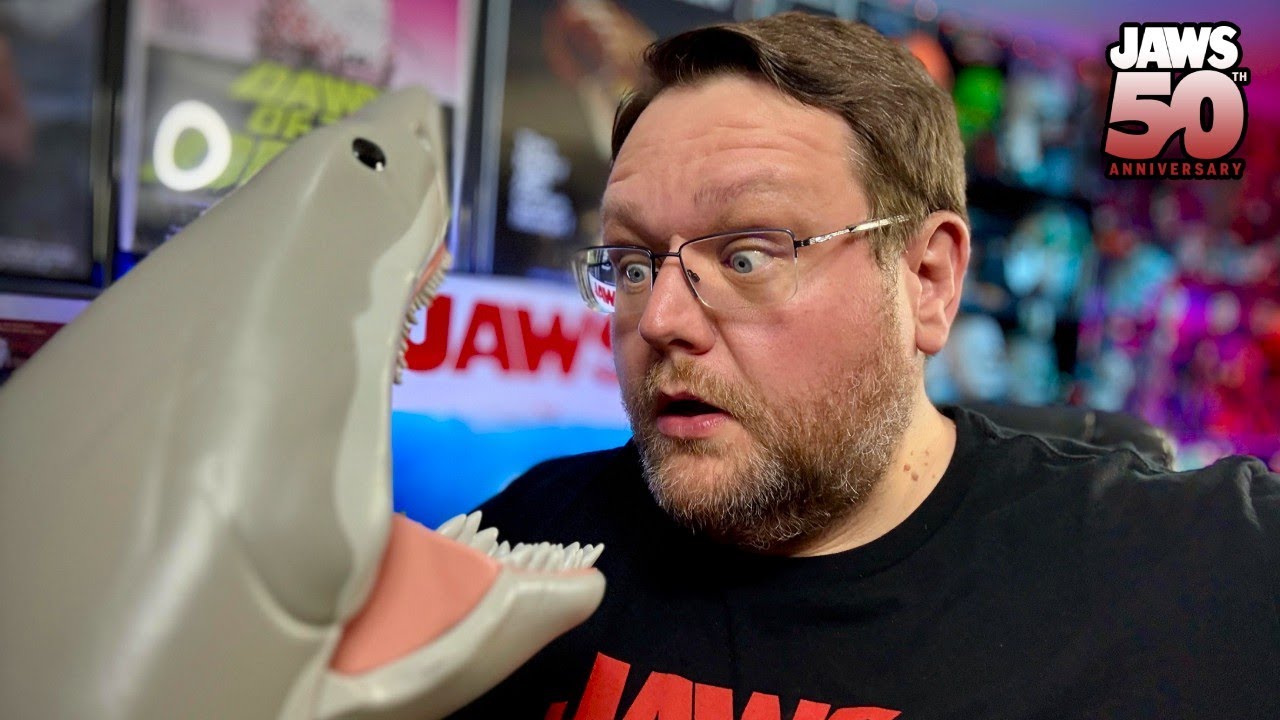 Jaws 50th Anniversary Popcorn Bucket Unboxing - YouTube
