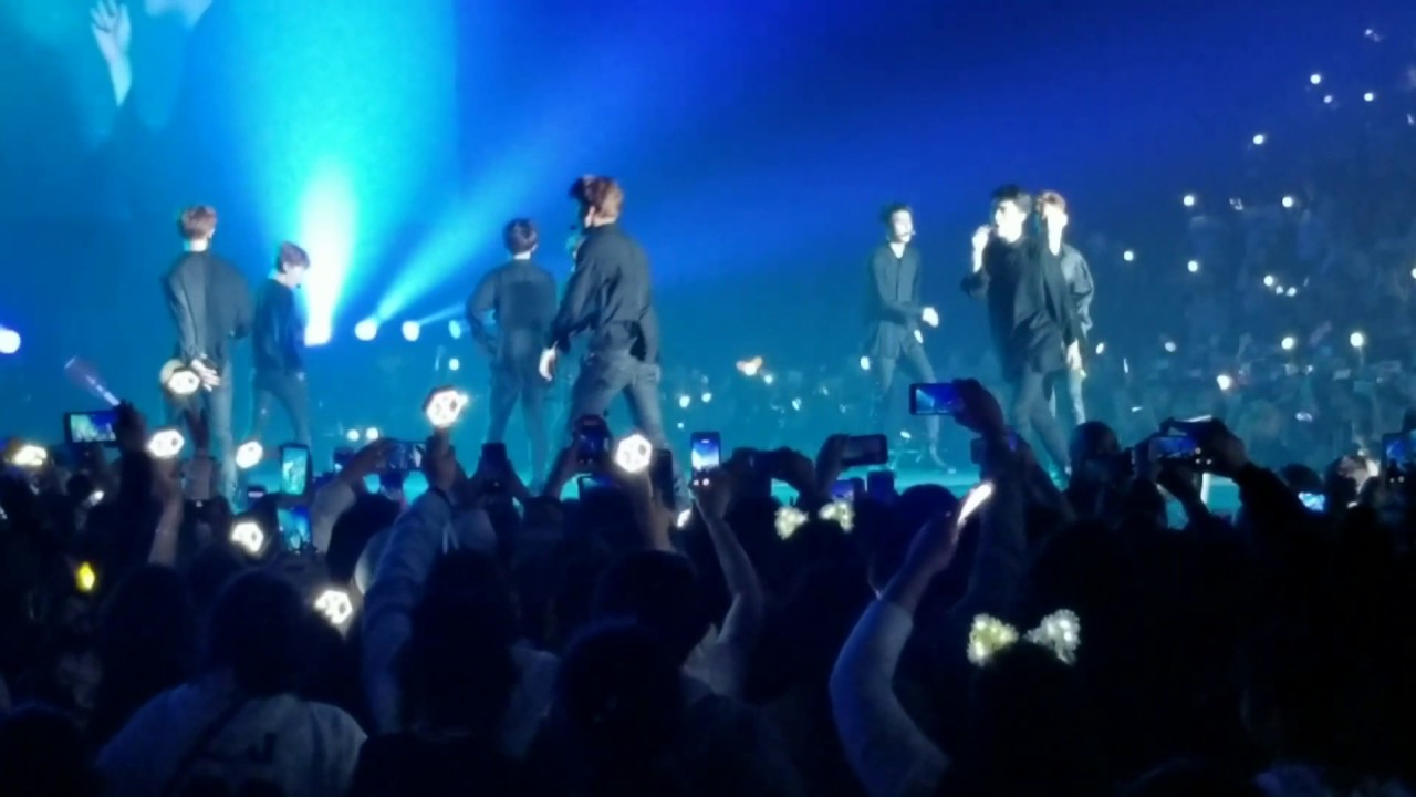 170425 EXO PLANET #3 THE EX'ORDIUM In New York - White Noise famcam ...