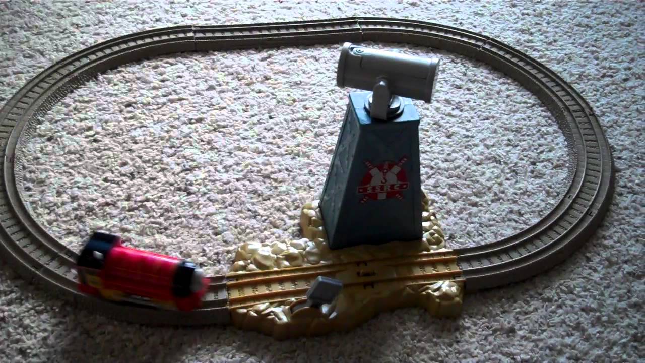 Fisher Price Trackmaster Sodor Search & Rescue Searchlight - YouTube
