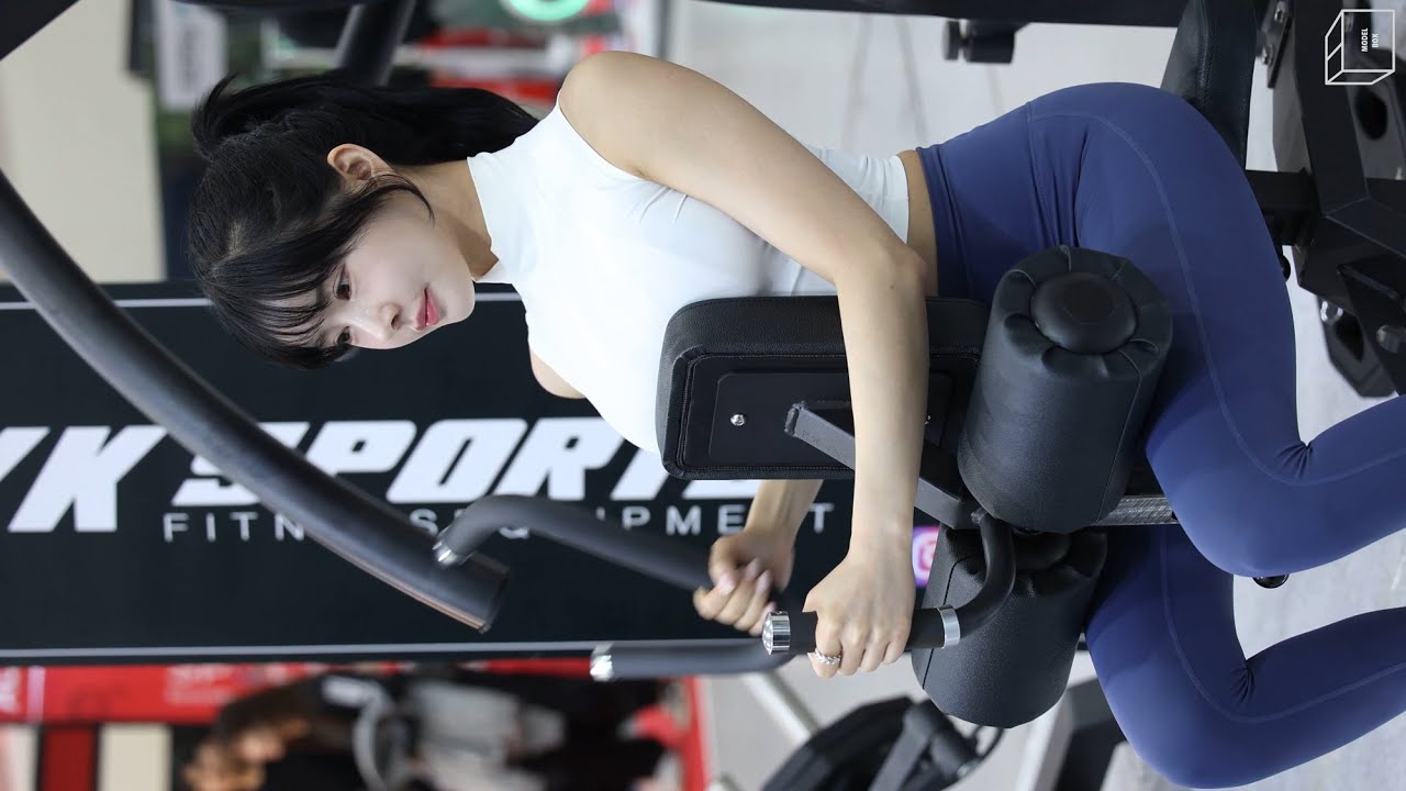 [4K] 2024 스포엑스 모델 신새롬 #2 직캠 (2024 SPOEX Model Shin Saerom fancam) - YouTube