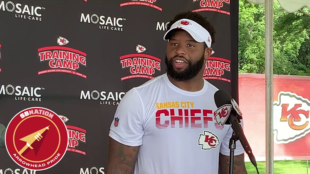 Chiefs training camp 2019: Anthony Hitchens speaks to the media - YouTube
