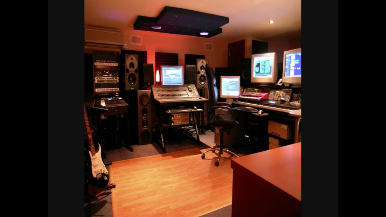 General, Gussy & Entourage- We Nuh Care (Israel Riddim) Nov 2009 - YouTube