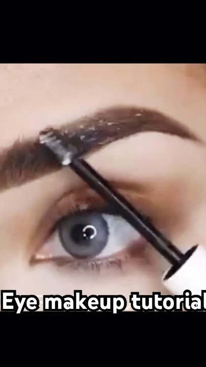 Eye makeup 💜 #makeuptutorial #eyemakeup #shortsfeed #shortsviral # ...