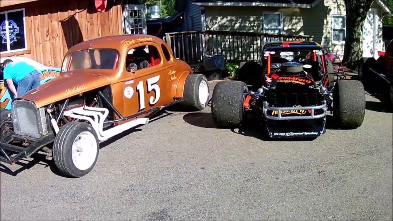 Walking Around A Vintage Race Car Show - YouTube