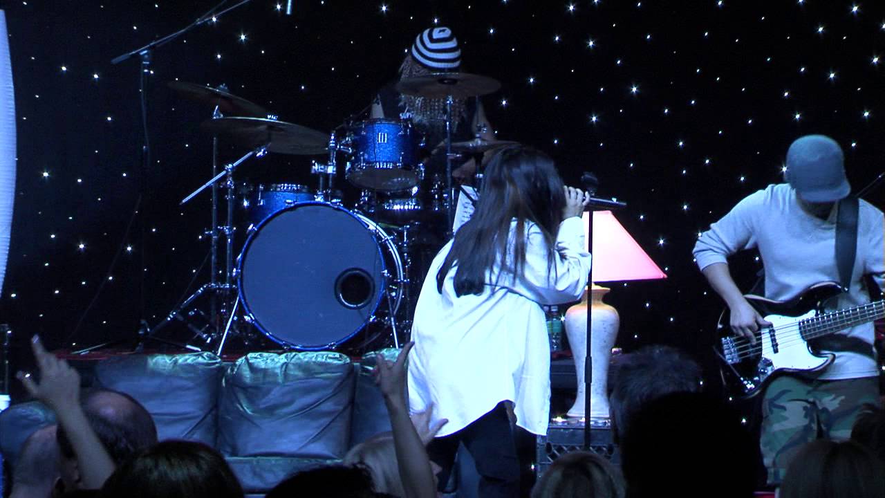 Nineball AZ Bad Motor Finger Cover Band - YouTube
