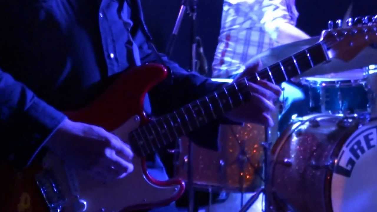 FAT BULL & DO THE STRAND BAND - 2a set boogie - YouTube