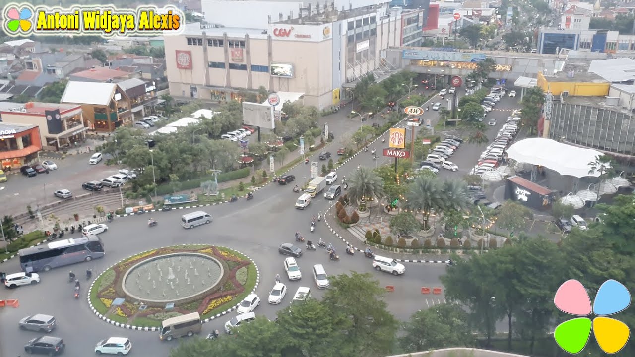 Bundaran Mercure Hotel Galuh Mas Karawang - YouTube