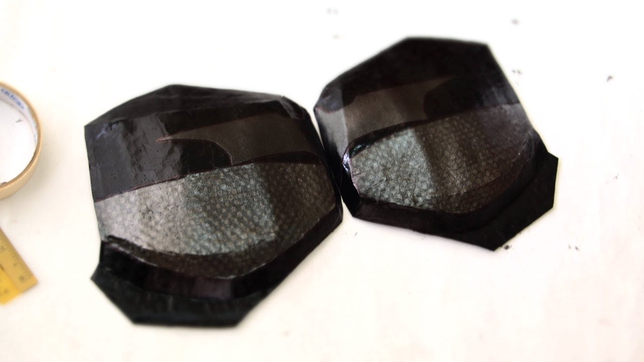 How To Make Batman Dark Knight Chest Armor Part 2 - Emblem & Fake ...