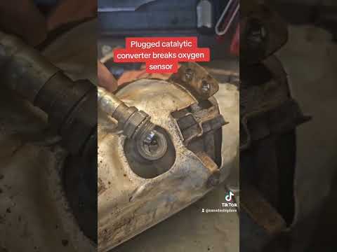 Plugged catalytic converter #mechanic #automotive #catalyticconverter # ...