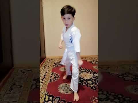 İdmançı Əlidən idman hərəkətləri(isinmə hərəkətləri)