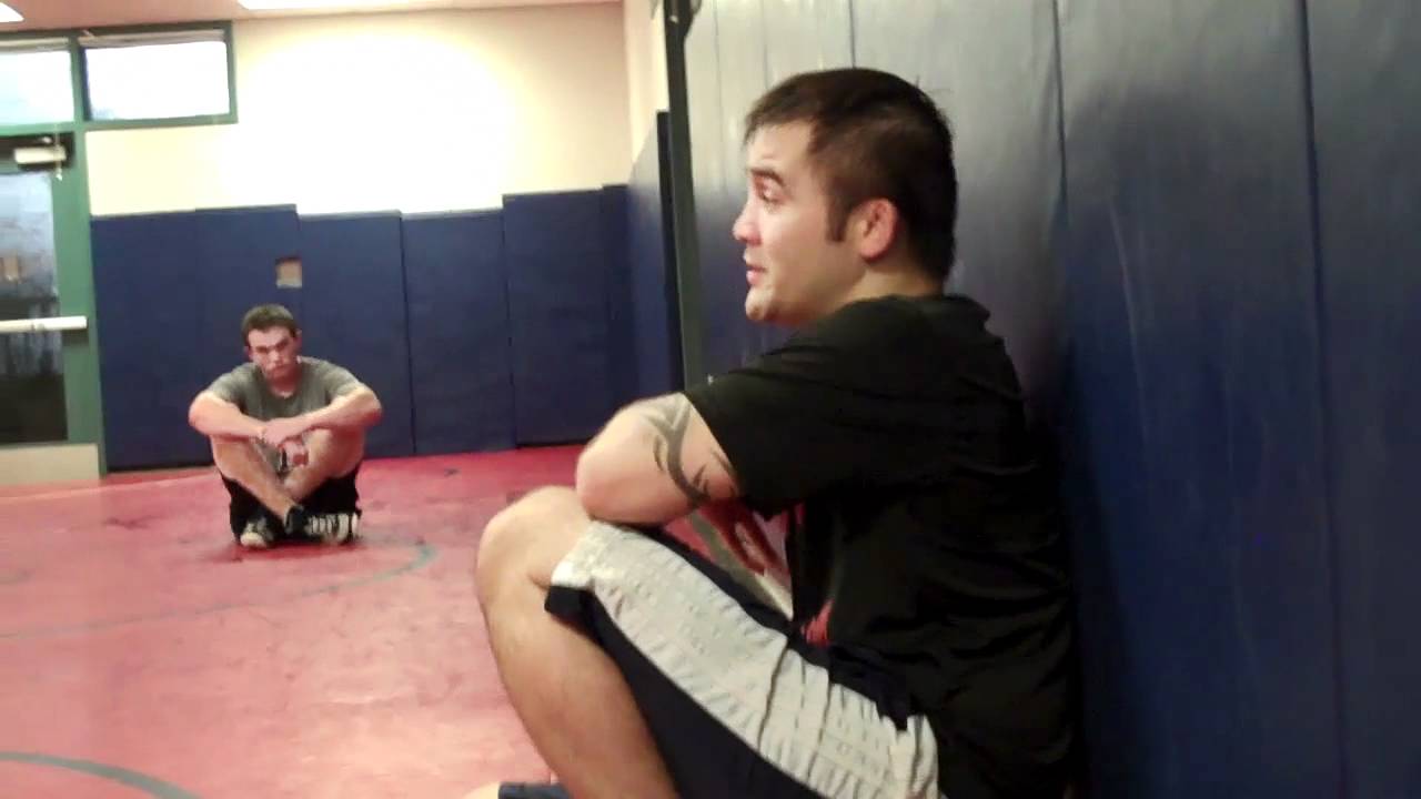 Stephen Abas Visits Beckman Wrestling - YouTube