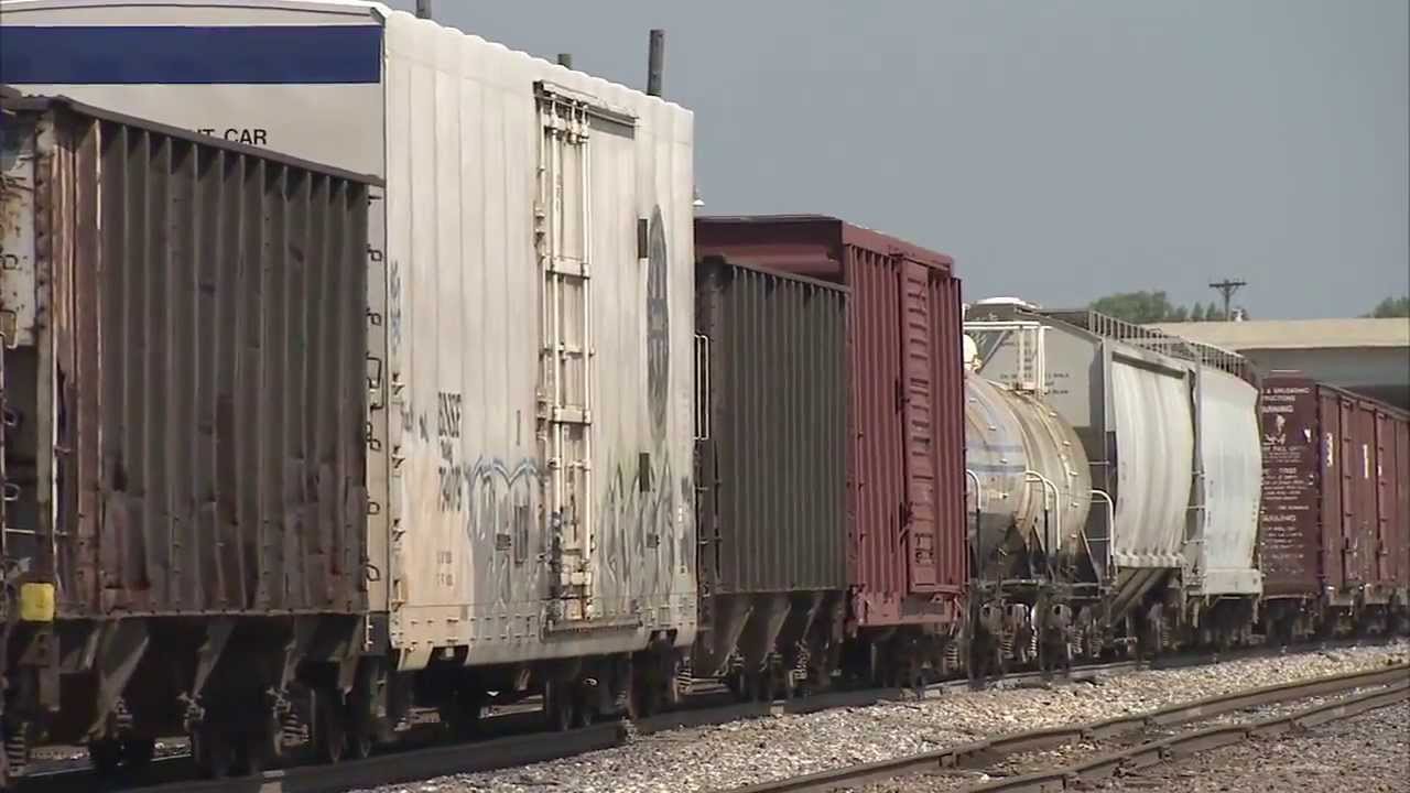 Rail Car Shop - YouTube