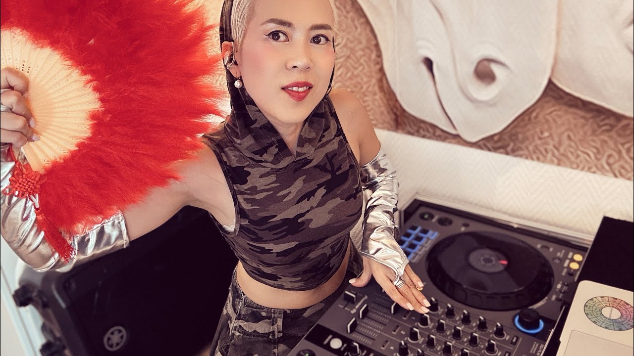 In Rock, we Trust. [DJ Libby N' Remix] - YouTube