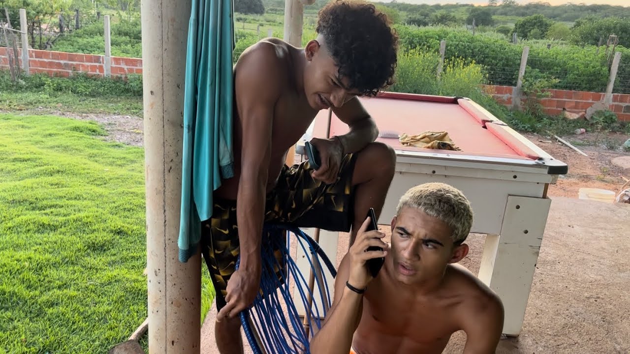 BRUTINHO LIGA PARA A NAMORADA DO DUDU E ISSO ACONTECEU - YouTube