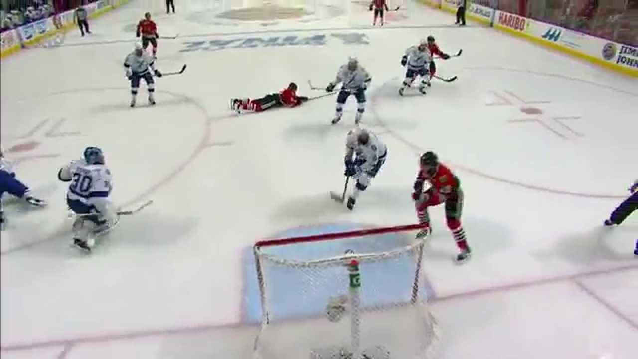 Gotta See It: Hossa misses glorious wide open net - YouTube