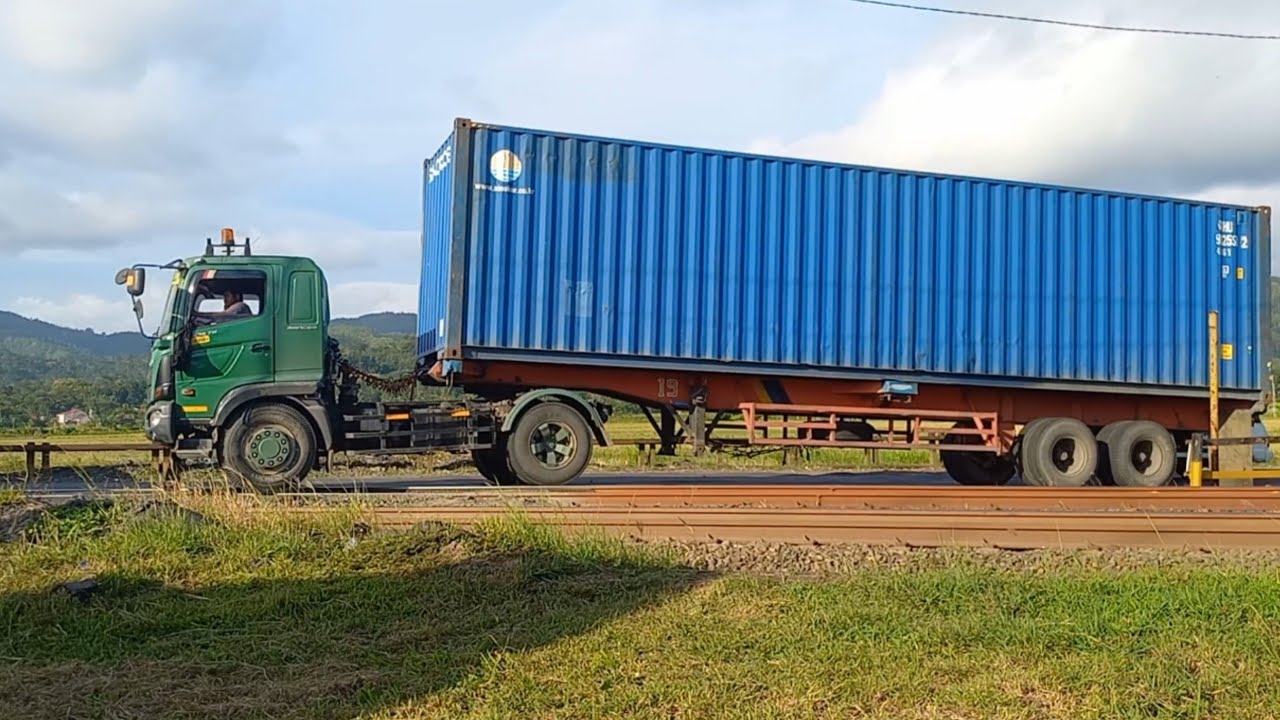 CAKRAWALA#3 !! Mobil Truk, Mobil Kontainer, Mobil BBM !! Angkutan ...